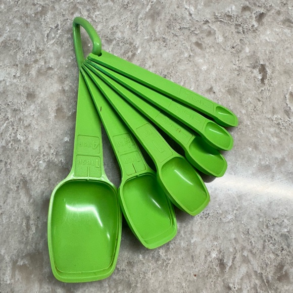 Tupperware | Kitchen | New Vintage Lime Green Nesting Tupperware ...